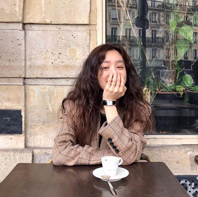 려원 인스타그램 패션 아떼 바네사브루노 자켓 지방시 가방미쉘에블랑 시계 네이버 블로그