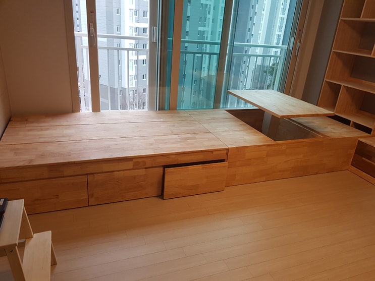 맞춤 주문 가구 전문 채움갤러리 아파트 거실 평상 수납 벤치 베란다 발코니 평상 윈도우시트 아파트평상 주문제작 가구 동탄신도시