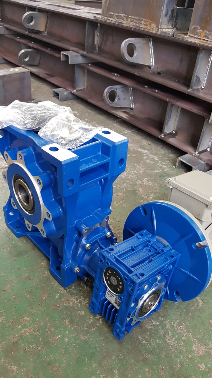 NMRV050+NMRV-P110 +T71B40.37KW+더블웜+백래쉬+정밀웜감속기 : 네이버 블로그