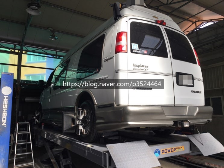 쉐보레 익스프레스 밴 롱바디11인승 체비밴 G2500 휠 얼라이먼트 교정 작업 및 휠발란스 교정 작업한국타이어 화성