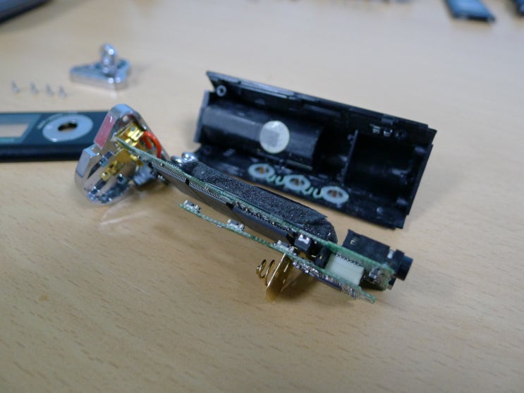 아이리버 프리즘(iFP-100) 분해 및 정비 : 네이버 블로그