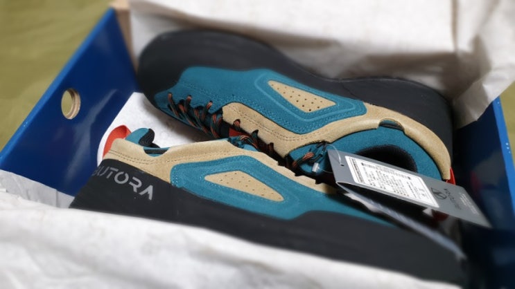 내 발에 맞는 등산화를 찾아서... 부토라 윙 블루(Butora Wing Blue) 개봉기 : 네이버 블로그