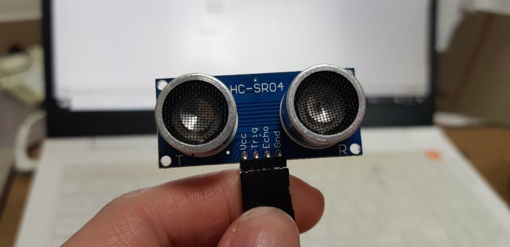 아두이노로 자율주행차를 만들어보자! 아두이노 생기초부터 시작하기(6장. 초음파 센서를 이용한 물체탐지) : 네이버 블로그