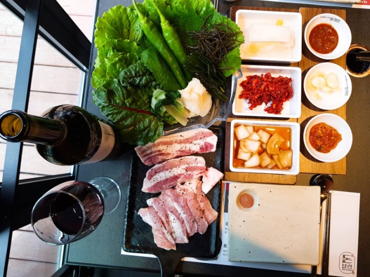 광교 돈블랑줄서서 먹는 삼겹살과 레드와인 고스트 파인 진판델 의 적합한 궁합 네이버 블로그