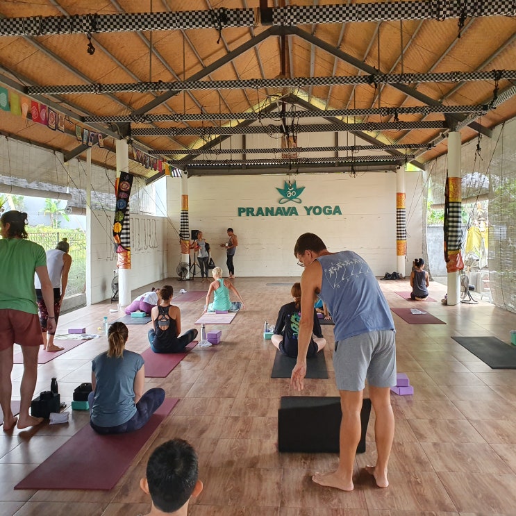 [발리여행] 짱구 프라나바요가(Pranava yoga) 빈야사 요가/가격/후기 및 크레이트 카페(Crate cafe) 가격 및 ...
