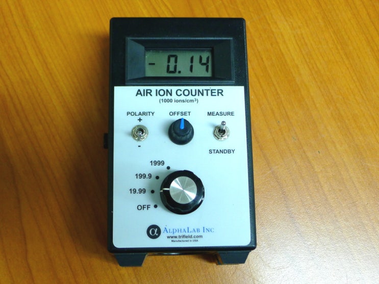 음이온측정기 Alpha AIC-2000 Alphalab air ion counter : 네이버 블로그