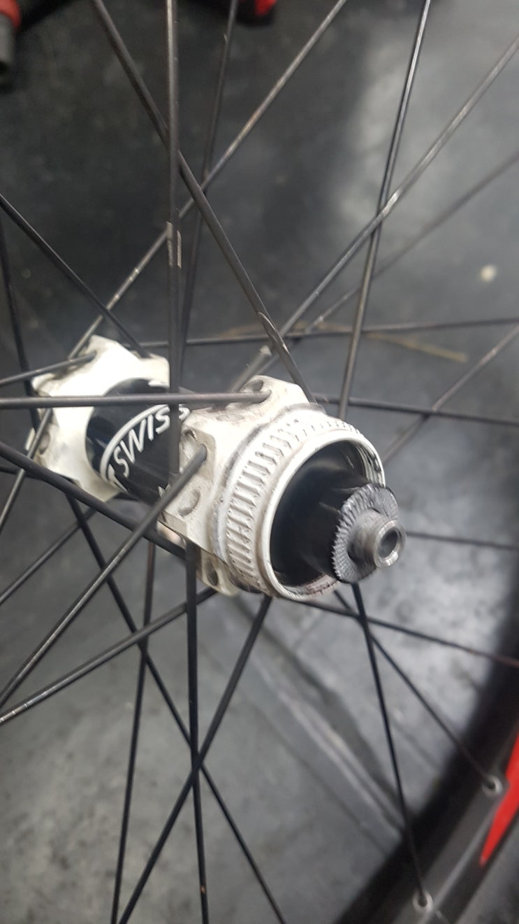 DT X1600 휠 베어링 교체 : 네이버 블로그