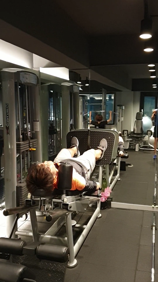 창동피티 김한솔pt샵 개인트레이닝 사진 핵스쿼트 하체운동 및 회원님 다이어트식단 네이버 블로그