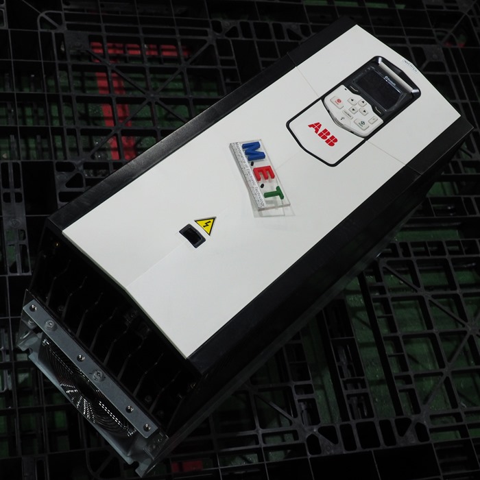 [SERVO DRIVE] ABB 37KW INVERTER ACS880-01-096A-5+E200+L501+P909+P944 ...