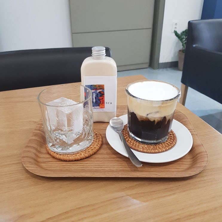 동인천 개항로 카페 아인슈페너가 맛있는 어빌리지 커피 애관극장 근처 네이버 블로그
