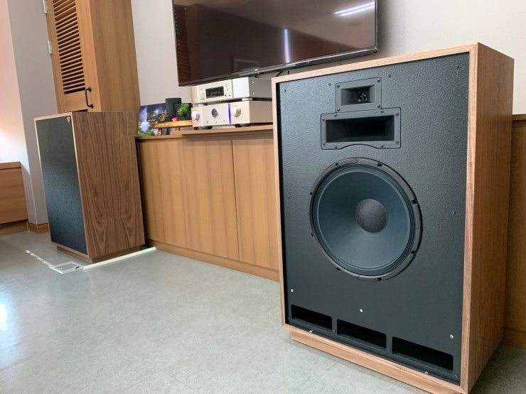 마란츠 PM-KI Ruby 인티앰프와 클립쉬 콘월 III 스피커로 구성한 사무실 하이파이 설치기. : 네이버 블로그