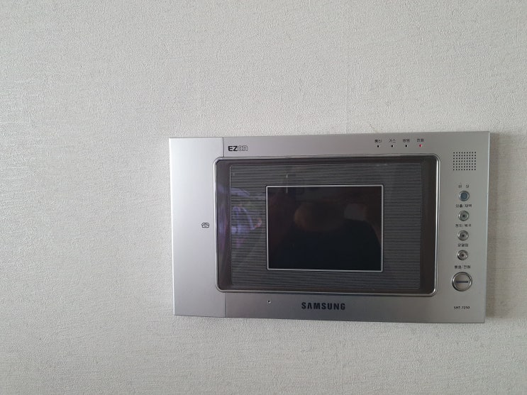 양산 서창 웅상대우푸르지오 홈오토 인터폰고장 교체. 삼성비디오폰 설치. SHT-7250. 양산열쇠 : 네이버 블로그