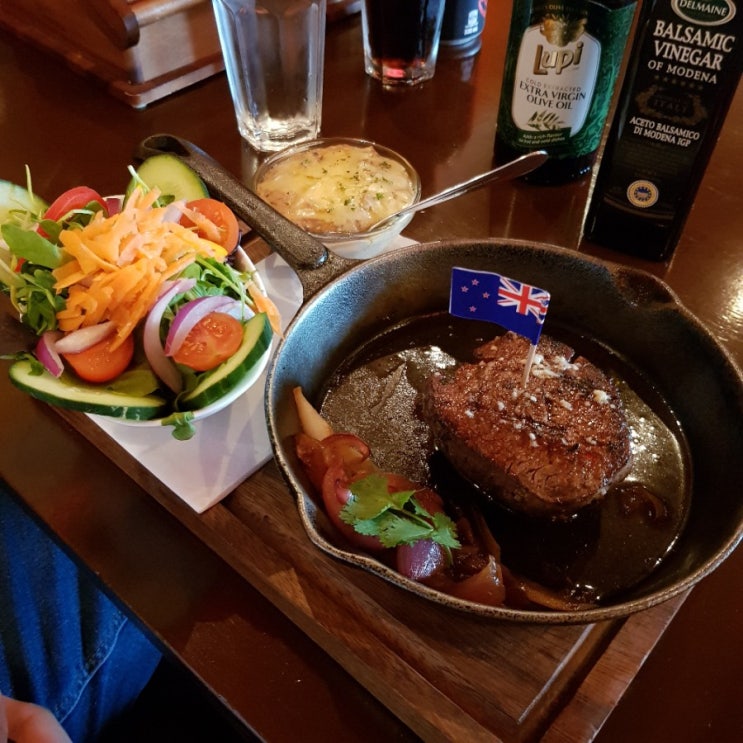 [뉴질랜드맛집] 오클랜드 그랜필드에 이런 맛집이?! 'Bushman's Grill' 부쉬맨 그릴 스테이크 & 립 핵꿀맛 후기♥️ ...