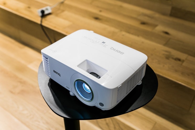 빔프로젝터 정답은!! 벤큐 EH600 스마트 프로젝터 - 실사용기 : 네이버 블로그