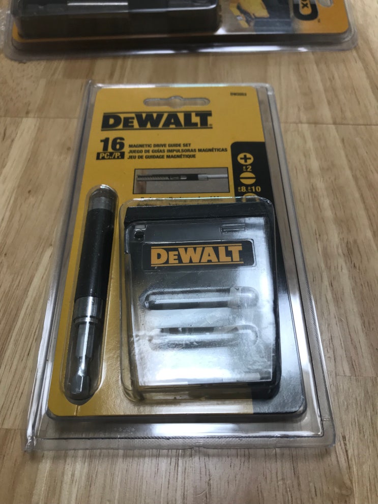 디월트 자화기 및 미니비트 드릴세트 dw2053 : 네이버 블로그