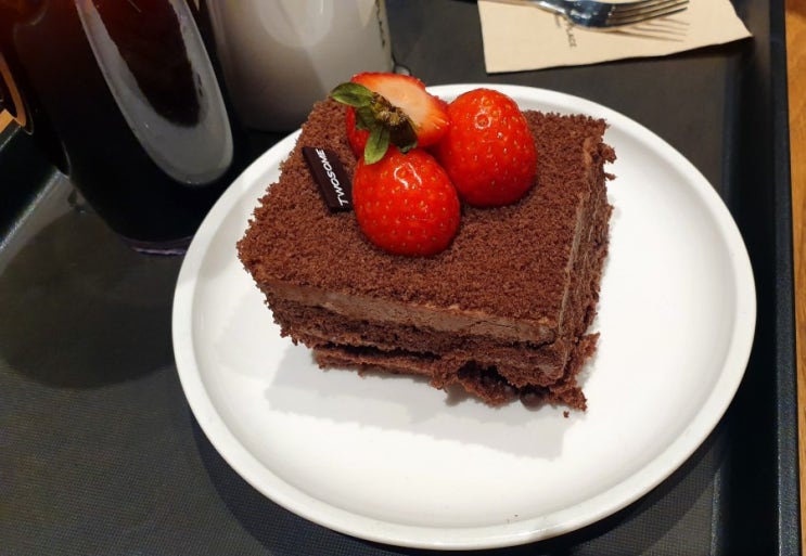 투썸플레이스 케익 추천 : 떠먹는 스트로베리 초콜릿 생크림 케이크(+투썸메뉴판) : 네이버 블로그