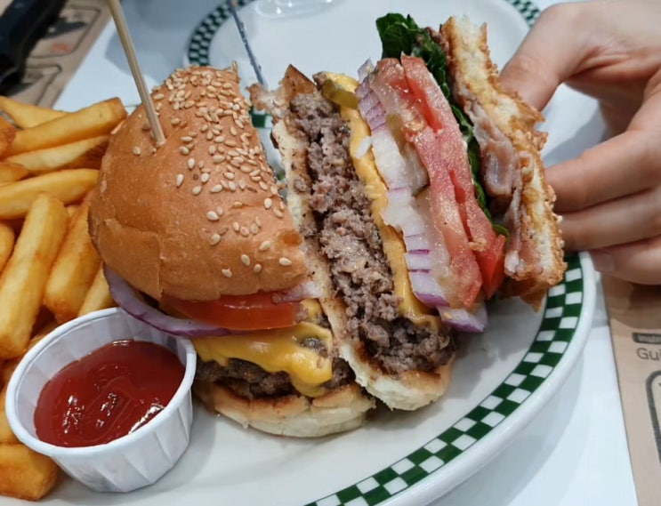 여의도 수제버거 맛집 브루클린 더 버거 조인트 메뉴판 여의도주차 위치 네이버 블로그
