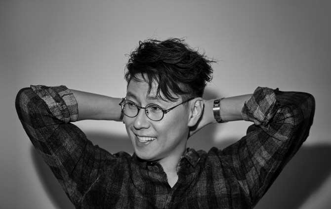 '월간 윤종신' 10주년, 성실함과 음악성으로 이룬 위대한 업적 : 네이버 블로그