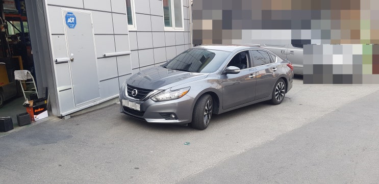 자동차 밧데리 방전으로 인한 닛산 알티마 밧데리 교체 네이버 블로그