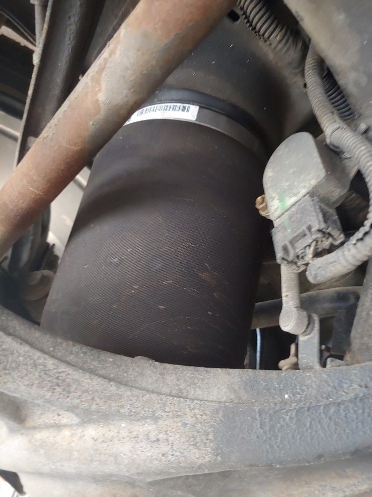 수원 정비소 지프 Jeep 그랜드체로키 서스펜션 이상 고장 에어서스펜션 에어서스 쇼바 고장 누수 누설 수리 전문 전문점 차량