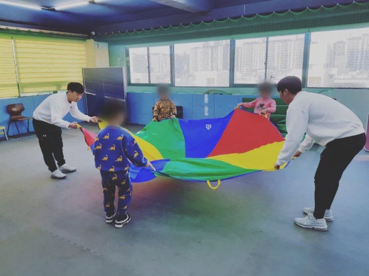 파라슈트 대구특수체육달서구특수체육월성동특수체육대구감각통합달서구감각통합월성동감각통합 위더스운동발달센터 네이버 블로그