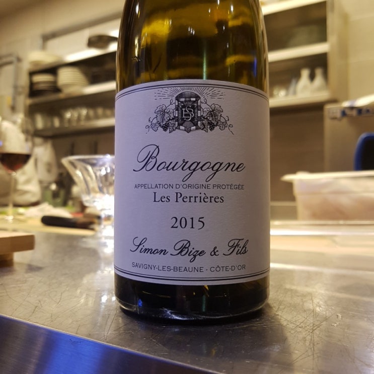 Domaine Simon Bize et Fils Bourgogne Les Perrieres Rouge 2015 (도멘 시몬 비즈 ...