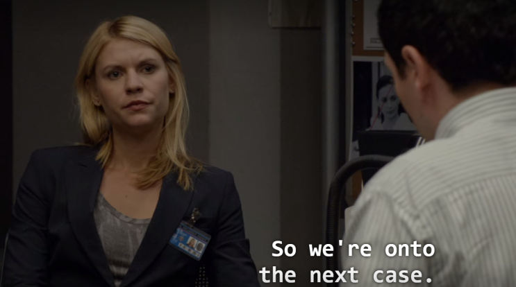 [영어회화] be onto (somebody/something) : (~의) 잘못에 대해 알다, (~에게) 말을 하다, (~에 ...