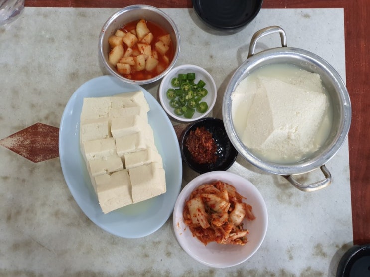 아차산역 맛집 용마산~아차산 등산 코스 추천♡줄서서 먹는 모두부and순두부 아차산 원조 할아버지 손두부 현존하는 두부중에 가장
