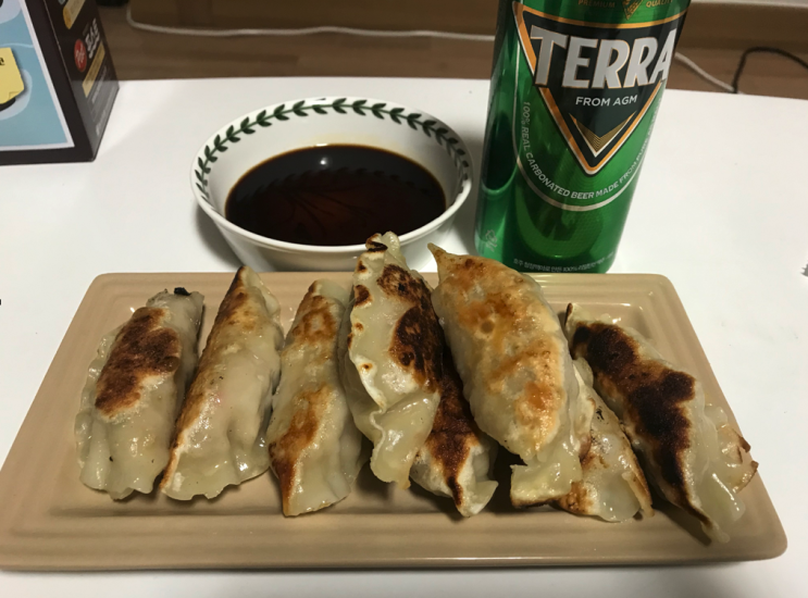간단한 맥주안주 오뚜기 Xo만두 새우홍게살 후기 And 냉동만두 쉽게 굽는 방법 네이버 블로그