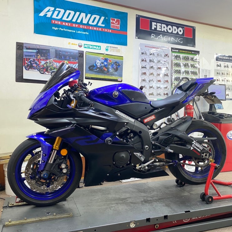 야마하 Yzf R6 던롭 스포츠맥스a14 120 70 17 앞타이어 교환작업 입니다 알식스 네이버 블로그
