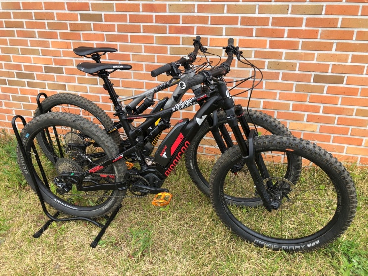 (쿠어바이크) 바이오니콘 BIONICON ENGINE 바이오니콘 엔진 전기 올마운틴 엔듀로 간단 리뷰 : 네이버 블로그