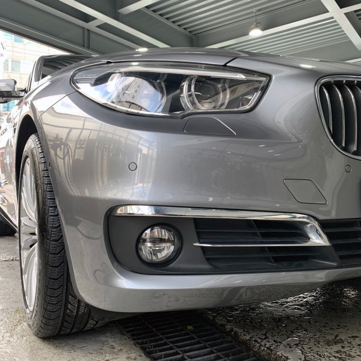 Bmw 5 Gt 앞 범퍼 찍힘 판금도색 수리 강남 수입차 원형복원 사고수리 서울 자동차 부분도색 범퍼 교환 보험수리
