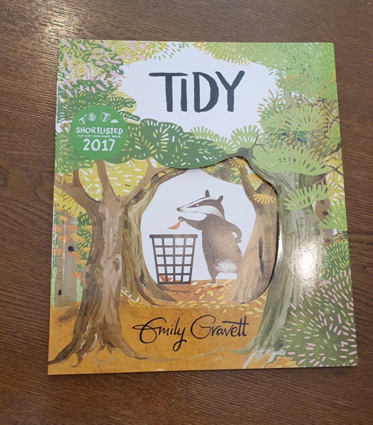 [그림책리뷰] TIDY by Emily Gravett : 네이버 블로그