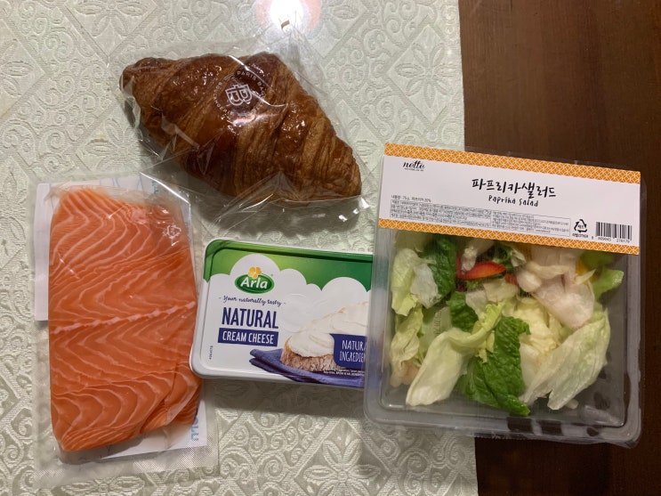 마켓컬리 크림치즈 생연어 크로와상 샌드위치 만들기 네이버 블로그