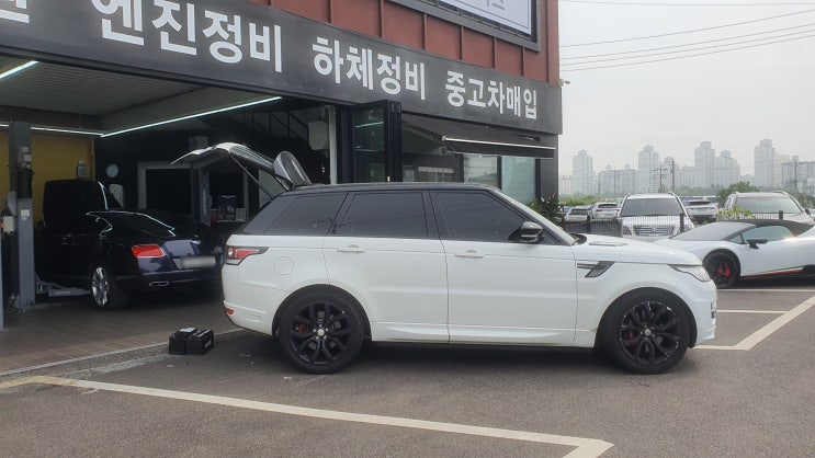 레인지로버 스포츠 디젤 배터리 방전 경고등 밧데리 엔진오일 교환 랜드로버 서비스센터 강남 서초 용산 마포 여의도 구로 마곡