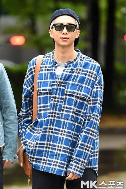 방탄소년단 RM / BTS RM · blue looks amazing · KBS · 뮤직뱅크 · Music Bank : 네이버 블로그