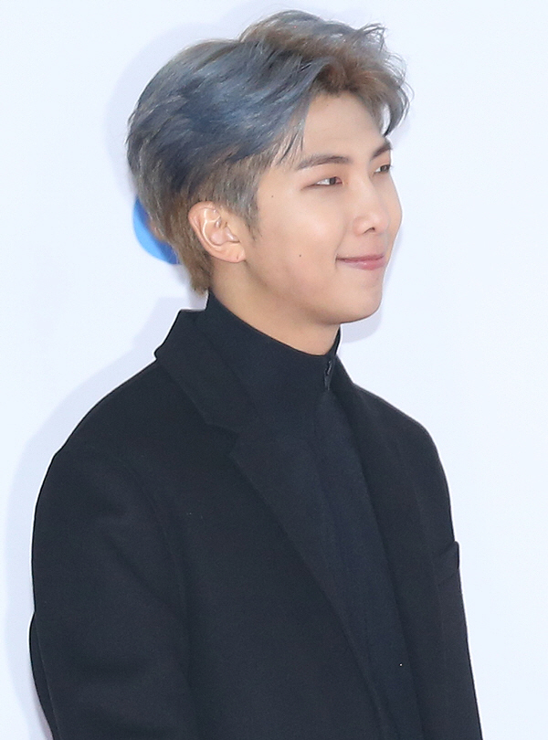 방탄소년단 RM / BTS RM looking elegant in Valentino : 네이버 블로그