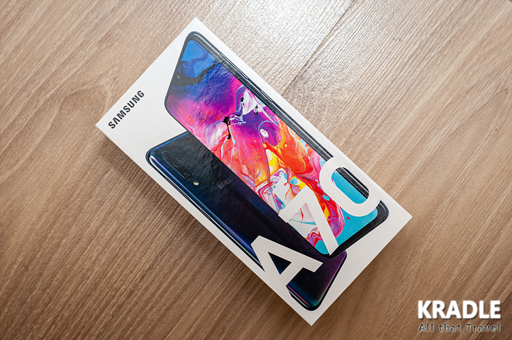 Samsung Galaxy A70 Dual-sim Smartphone (SM-A705MN/DS). 삼성 갤럭시 듀얼 유심 스마트 ...