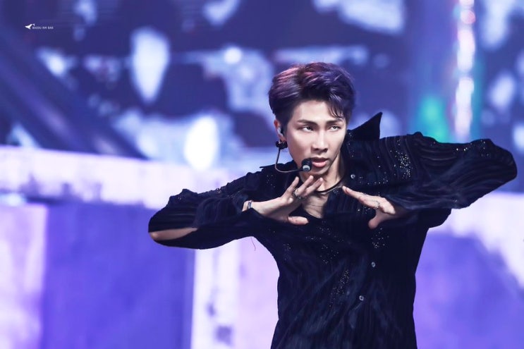 방탄소년단 RM / BTS RM · I am red with love ♡ 2018 MMA : 네이버 블로그