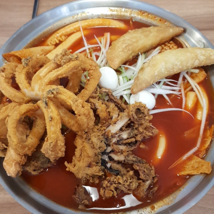 청년다방 통큰 오짱 떡볶이 먹어봤어요:) : 네이버 블로그