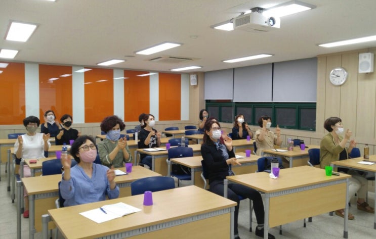 진주교육대학교평생교육원 실버재활웃음코칭상담사치매예방 16기 과정 2주 프로그램을내 몸에 치매예방 프로그램 만들기사회