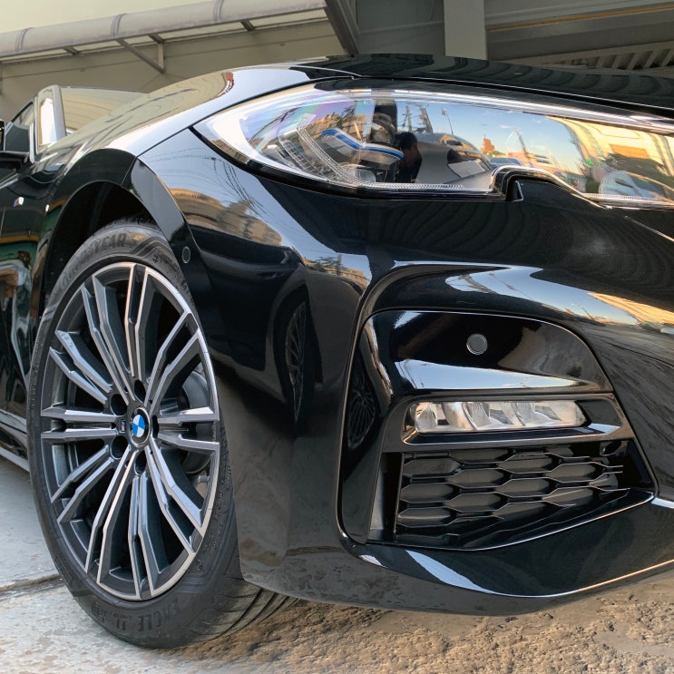 Bmw G20 3시리즈 320i 앞 범퍼 도색 복원 수리 강남 수입차 정비 사고수리 추천 서울 성수동 수입차 판금도색