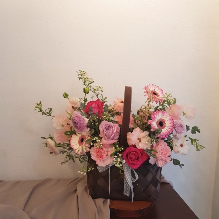 Mariangrose 생일축하 핑크 꽃바구니 기념일선물 꽃배달 연남동꽃집 홍대꽃집 상암동꽃집 네이버 블로그