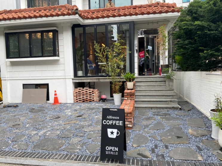 송파구석촌고분역 카페 넓고 모임하기 좋은 카페 추천 삼전동 알프레스토 가격후기 포토존도 많은 곳 네이버 블로그