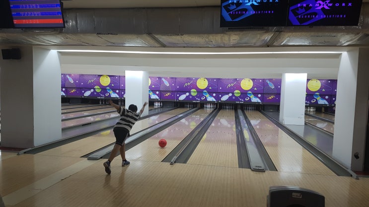 치앙마이 한달살기 4천원 3게임 불리 볼링(Bully Bowl)-캐수언캐우 4층 : 네이버 블로그