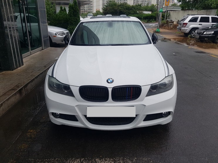 Bmw520d 차문잠겼을때 운전석 도어 트렁크 개문 잠금해제 방법 수입외제차잠긴문여는곳 Bmw차문여는곳 서산자동차열쇠 전문점