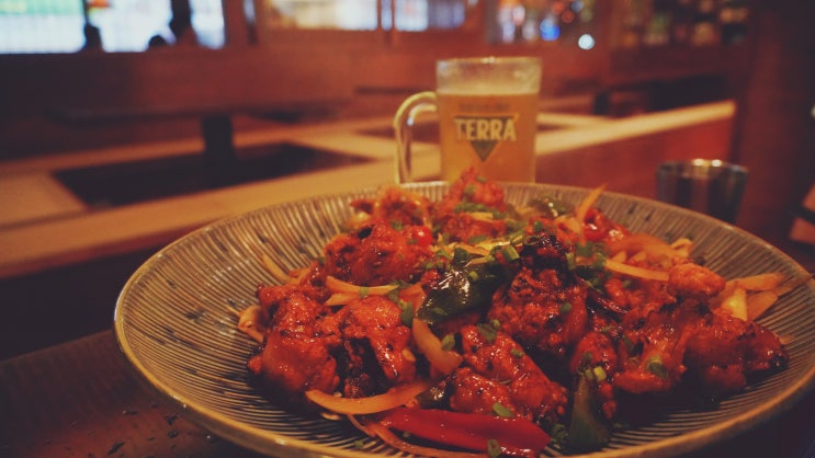 약수역 맛집 노메 시원한 맥주 한잔과 매콤한 깐풍기로 스트레스 날리기 네이버 블로그