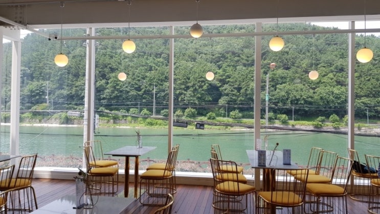 [거제도/고현동] 브리틀리 Britaly _거제 고현 중곡 감성 카페 : 네이버 블로그