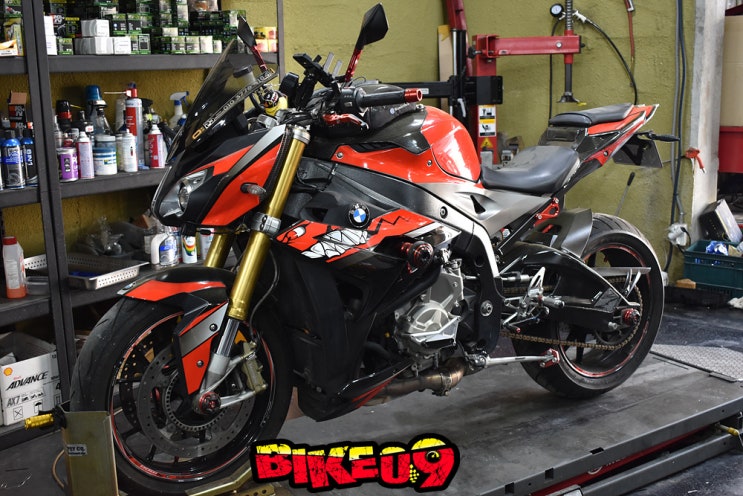 Bmw모토라드 S1000r 오토바이 캠체인 교체 엔진소음수리 볼텍스 리어셋 백스텝 튜닝파츠 장착 전문점 대구 바이크09