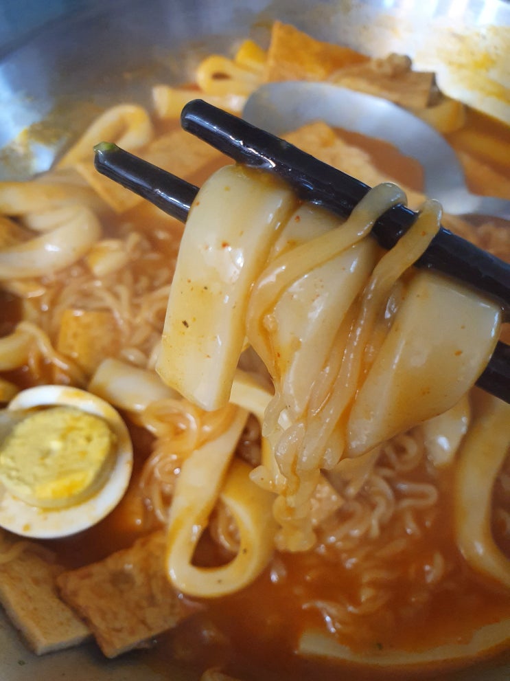 풀무원 누들떡볶이 쫄깃하고 넓적한 떡에 반함 네이버 블로그